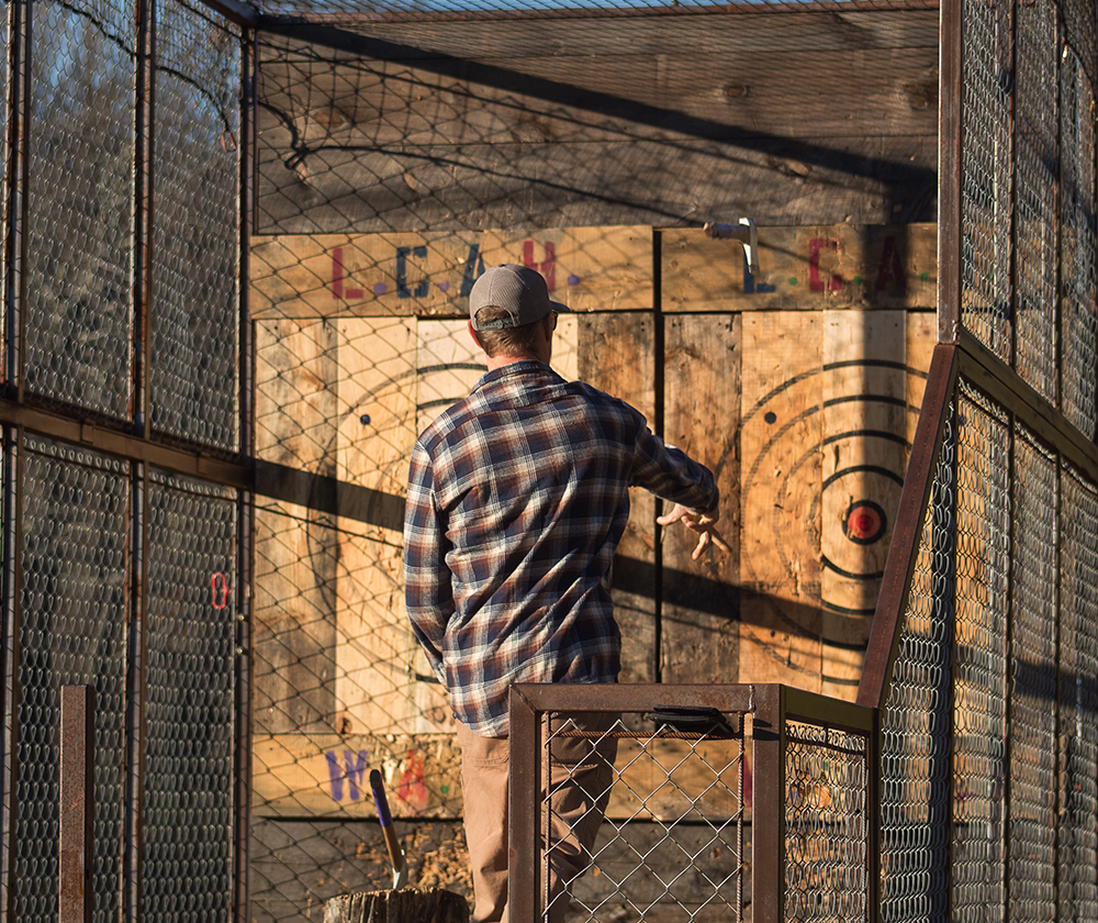 axe throwing - Winvian